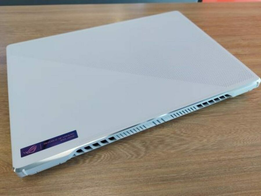 ASUS ROG Zephyrus G15 (2022) Review: Late Updates Offer Incredible ...