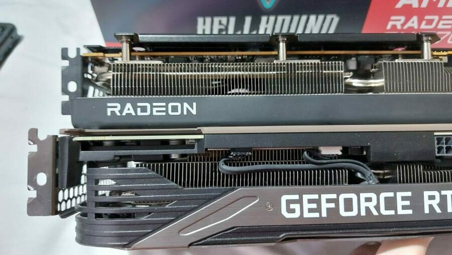 PowerColor Radeon RX 7700XT Hellhound Review, a New 1440p Gaming ...