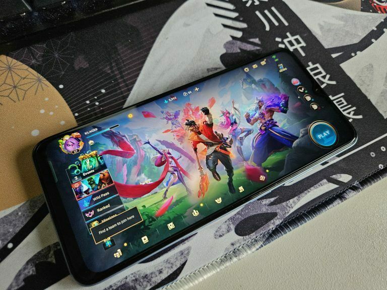 OPPO A18 Review - A Basic Smartphone That is Made to Last • Digital Reg ...