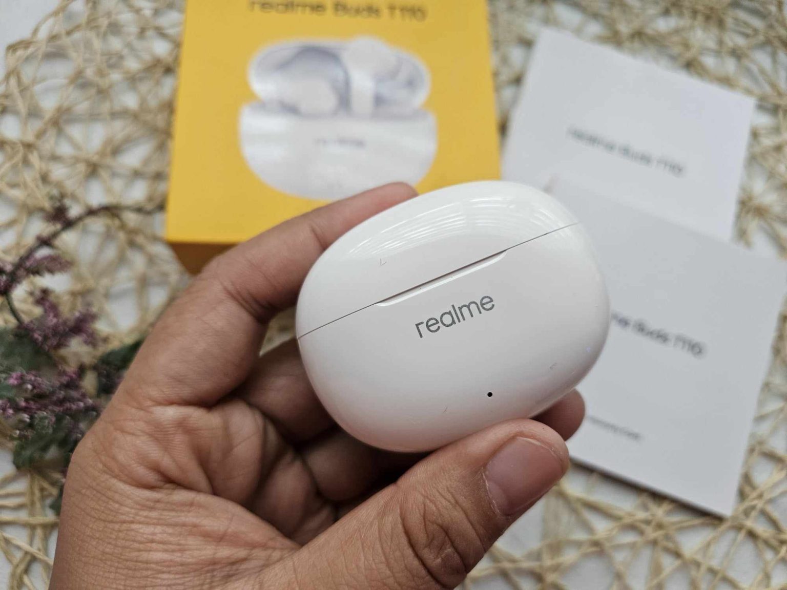 Realme Buds T110 Review: Seamless Music, Strong Battery Life and Quick ...